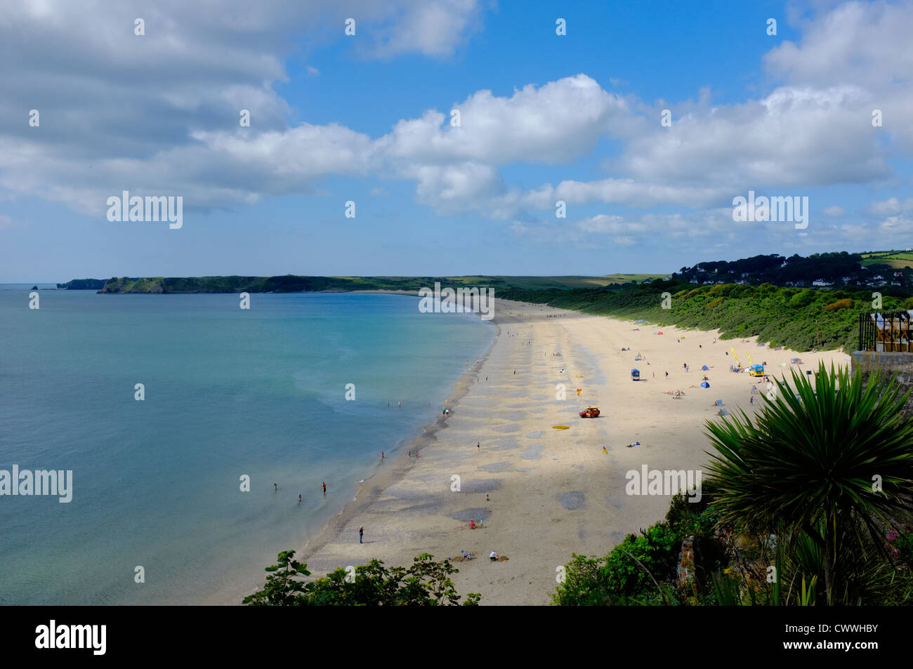 North beach tenby hi-res stock photography and images - Alamy