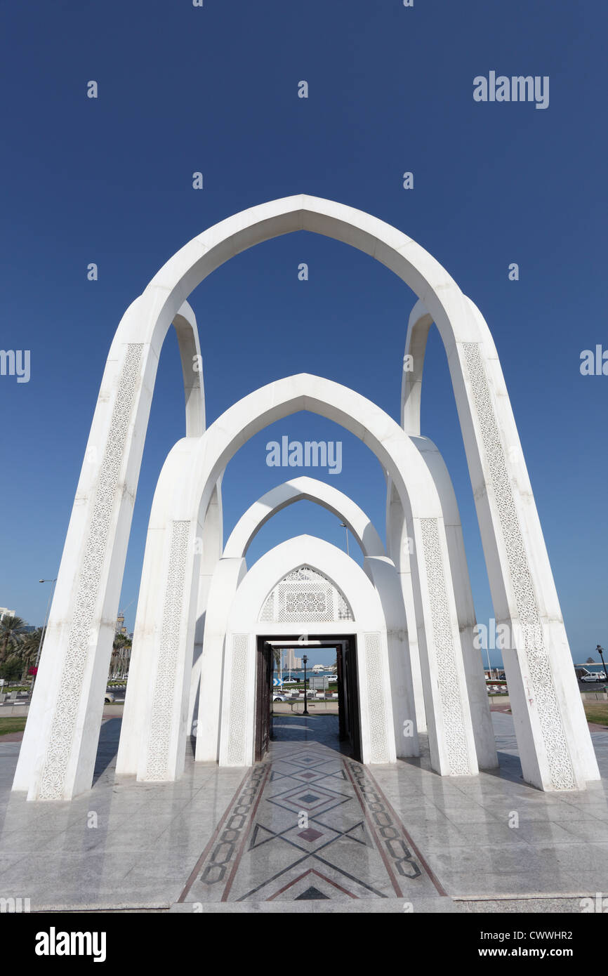 Islamic monument in the city of Doha, Qatar Stock Photo - Alamy