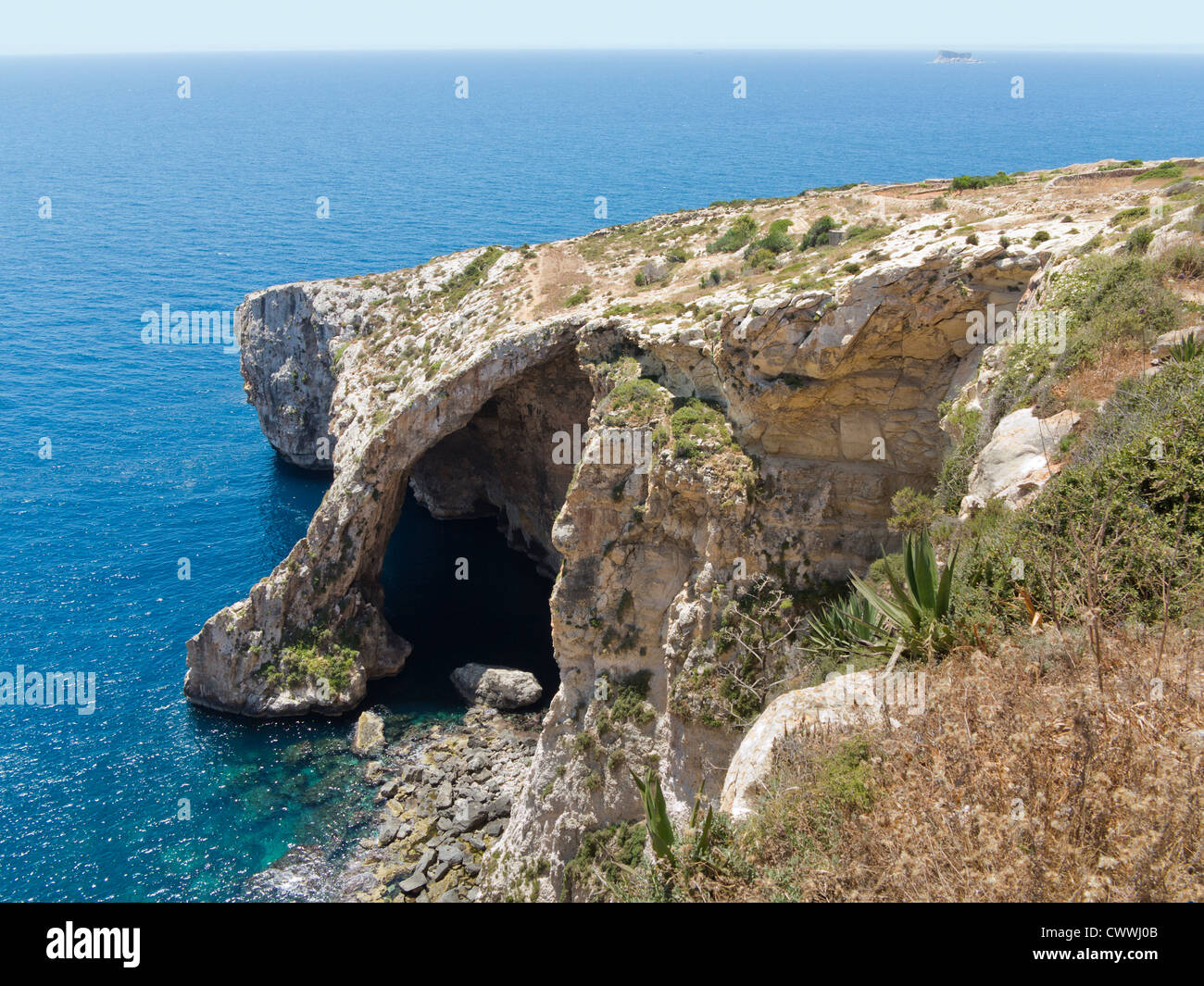 Blue grotto sea caves malta hi-res stock photography and images - Alamy