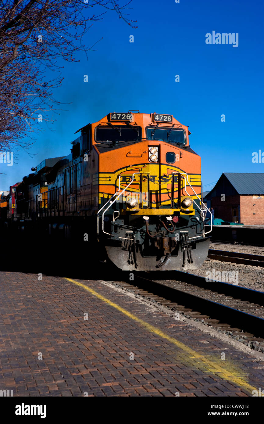 Burlington Northern Santa Fe 4726 railway engine passing through Flagstaff, Arizona Stock Photo ...