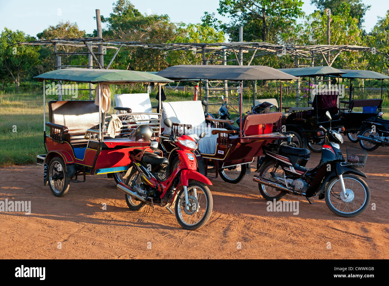Tuk tuks tuk tuks taxi hi-res stock photography and images - Alamy