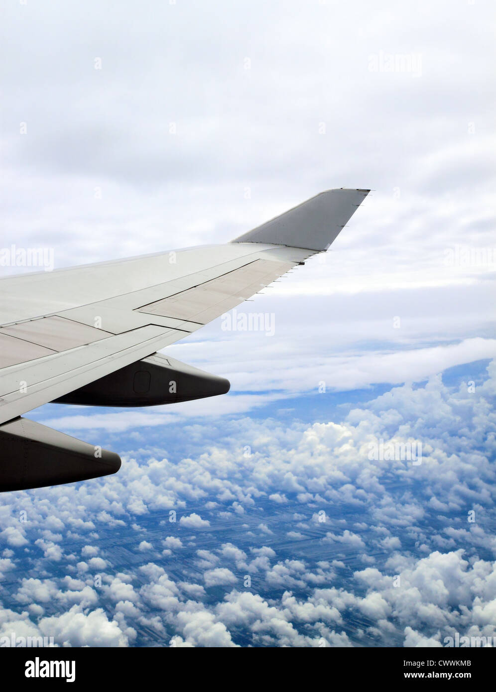 Viewing the wing of an airplane hi-res stock photography and images - Alamy