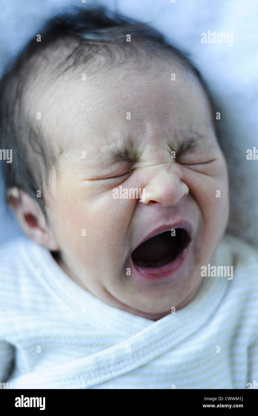 newborn baby crying Stock Photo - Alamy