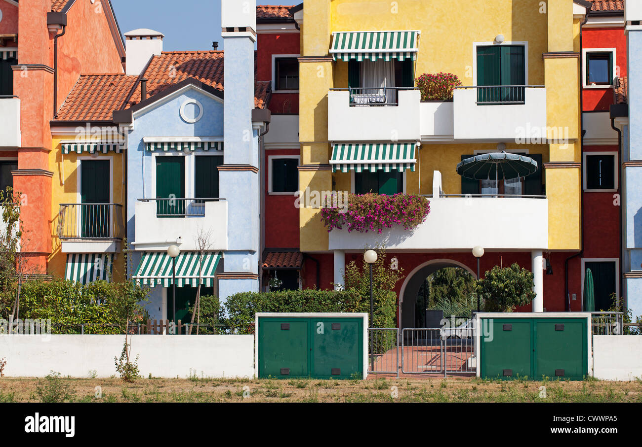 Rainbow colored houses hi-res stock photography and images - Alamy