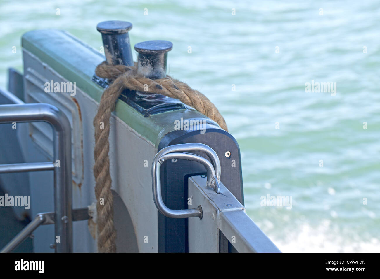 Rope of the ship Stock Photo - Alamy