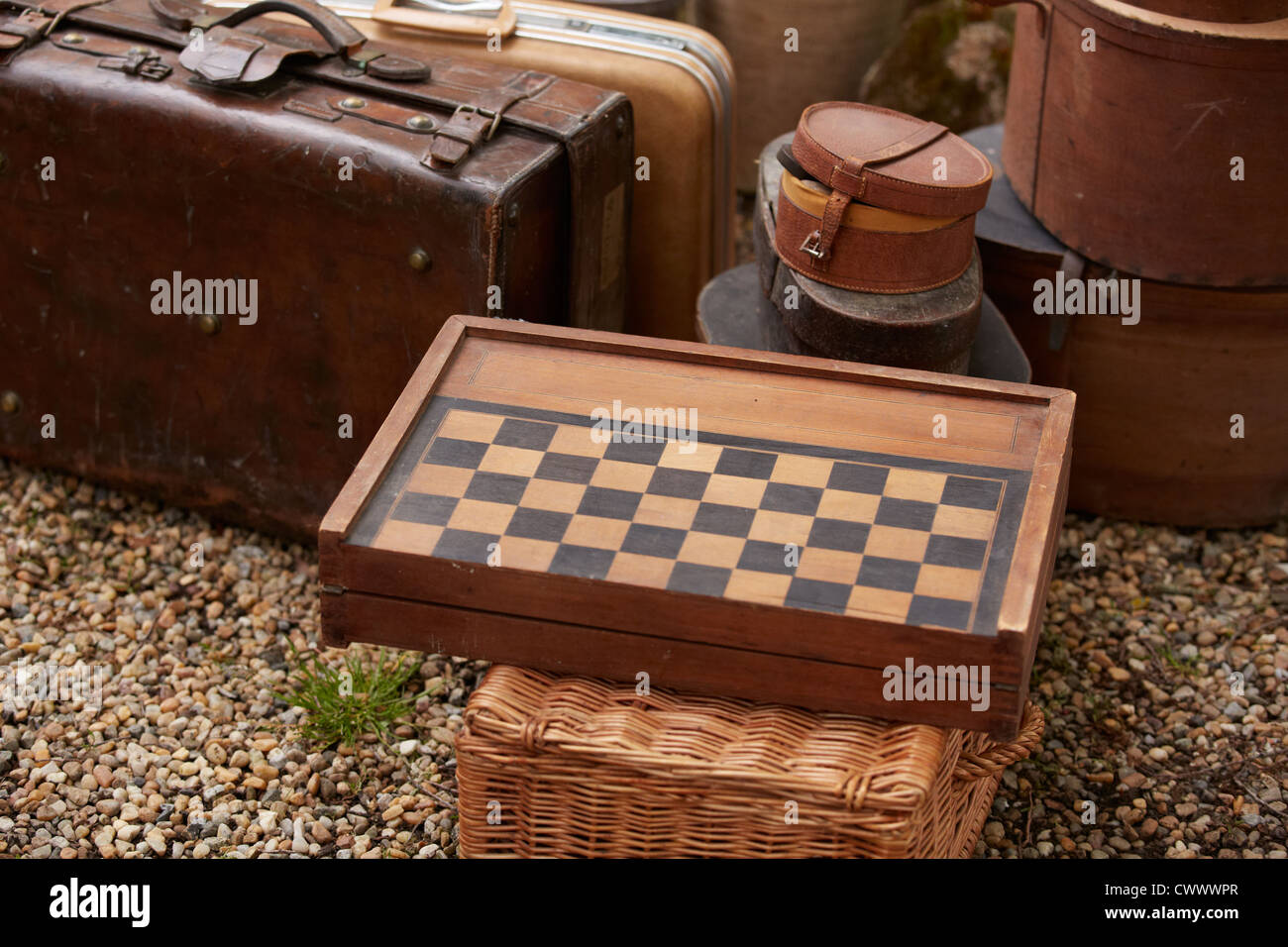 Boxed chess hi-res stock photography and images - Alamy