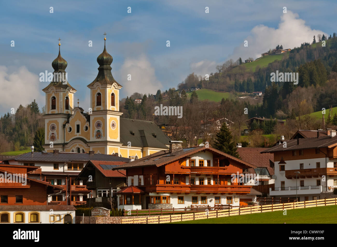 The church of St James and St Leonard in Hopfgarten Stock Photo - Alamy