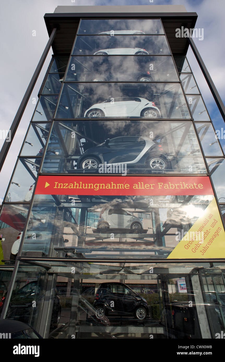Car storage unit hi-res stock photography and images - Alamy