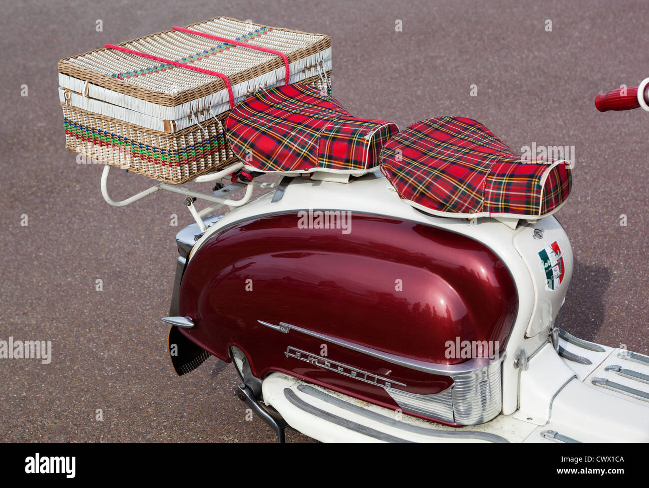 Old lambretta scooter vintage rally hi-res stock photography and images ...