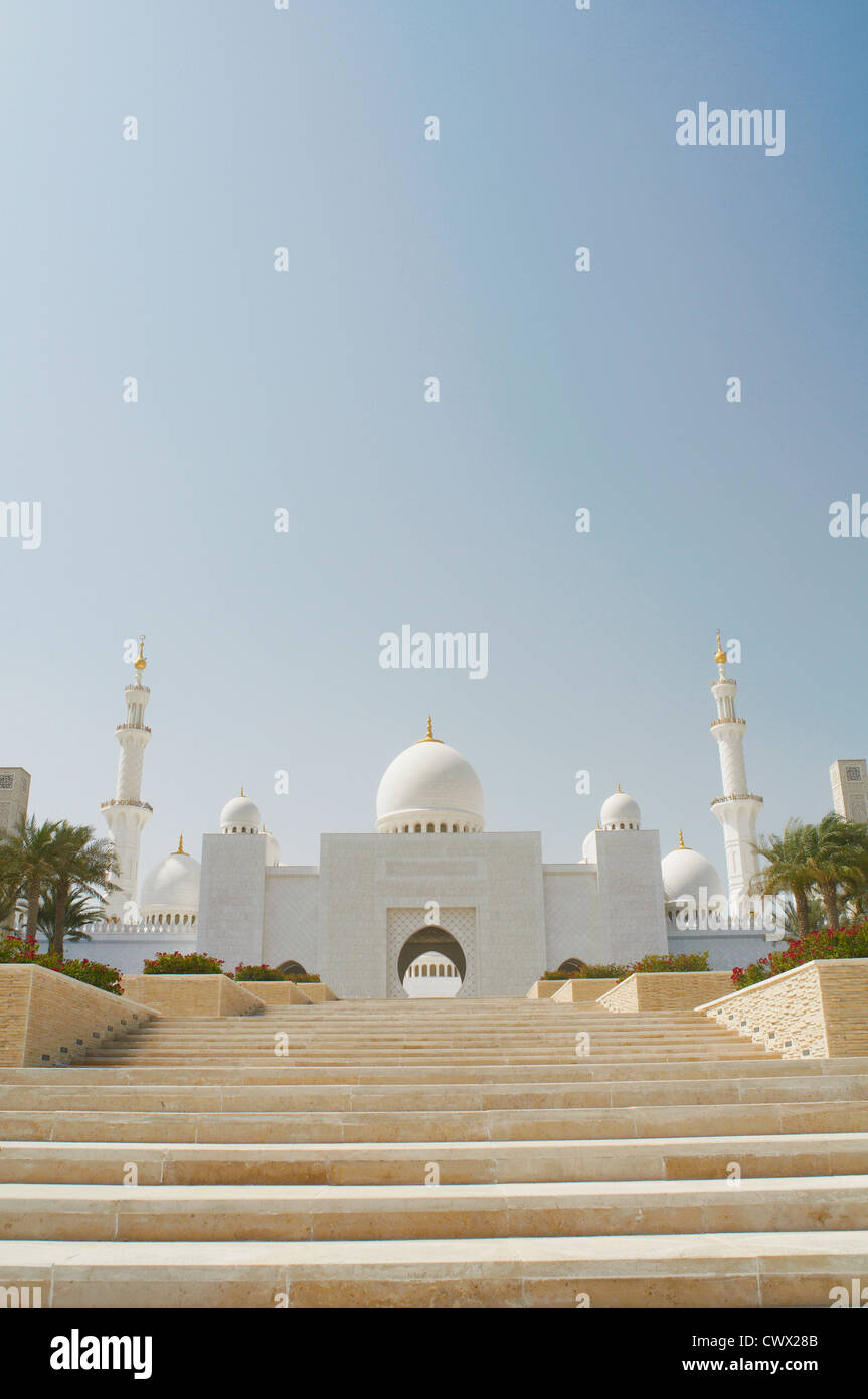 Stair step facade hi-res stock photography and images - Alamy