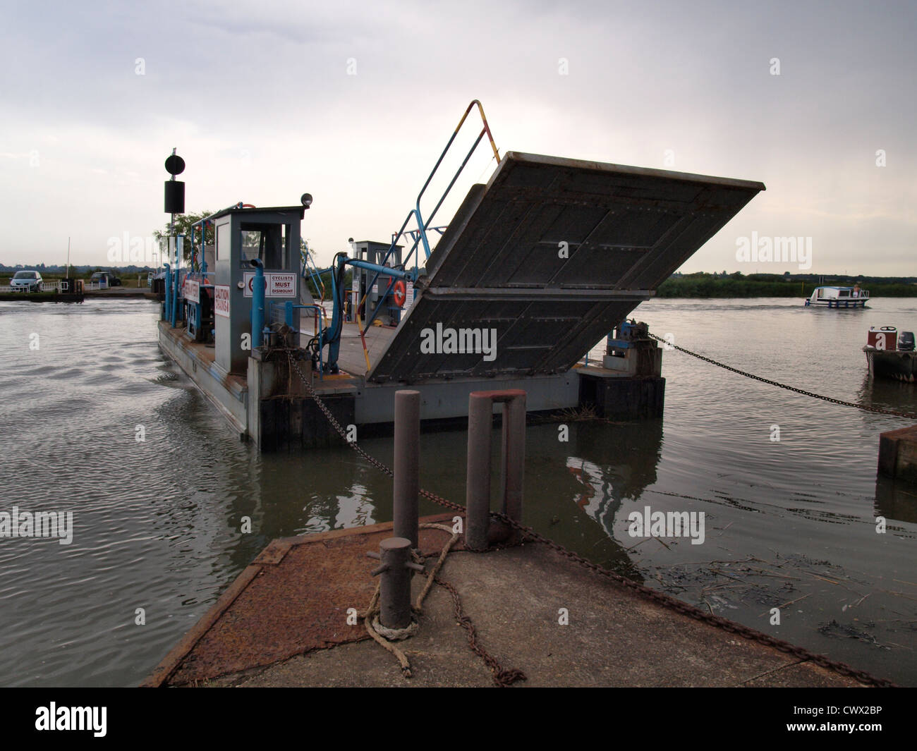 Reedham chain ferry, Norfolk, UK Stock Photo - Alamy