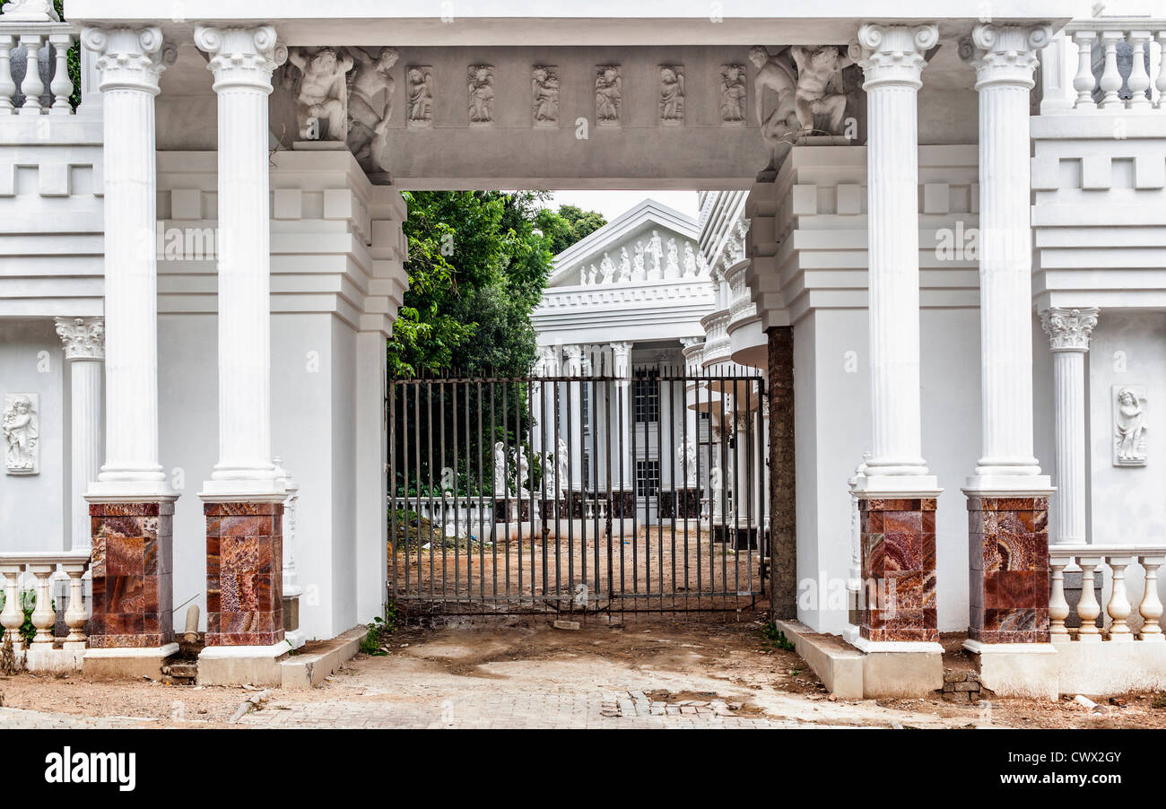 Pulling out all the stops ! An ornate classical Greco-Roman building ...