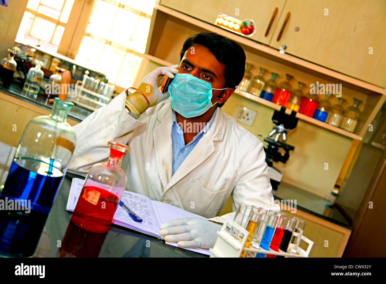 student working in Laboratory Stock Photo - Alamy