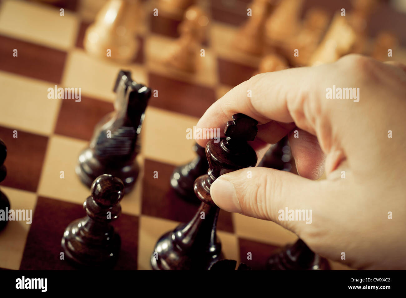 A king playing chess hi-res stock photography and images - Alamy