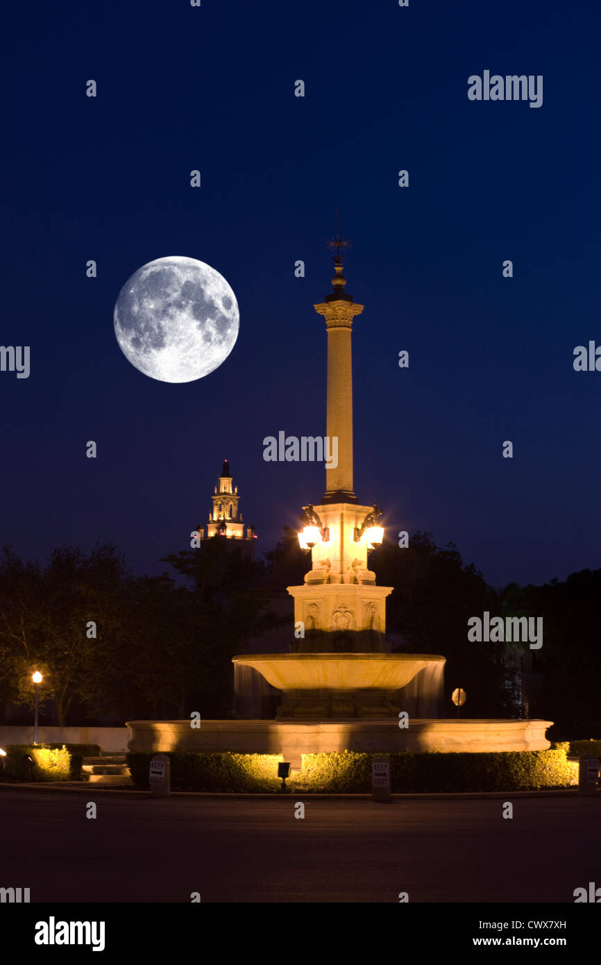 DESOTO FOUNTAIN CORAL GABLES MIAMI FLORIDA USA Stock Photo - Alamy