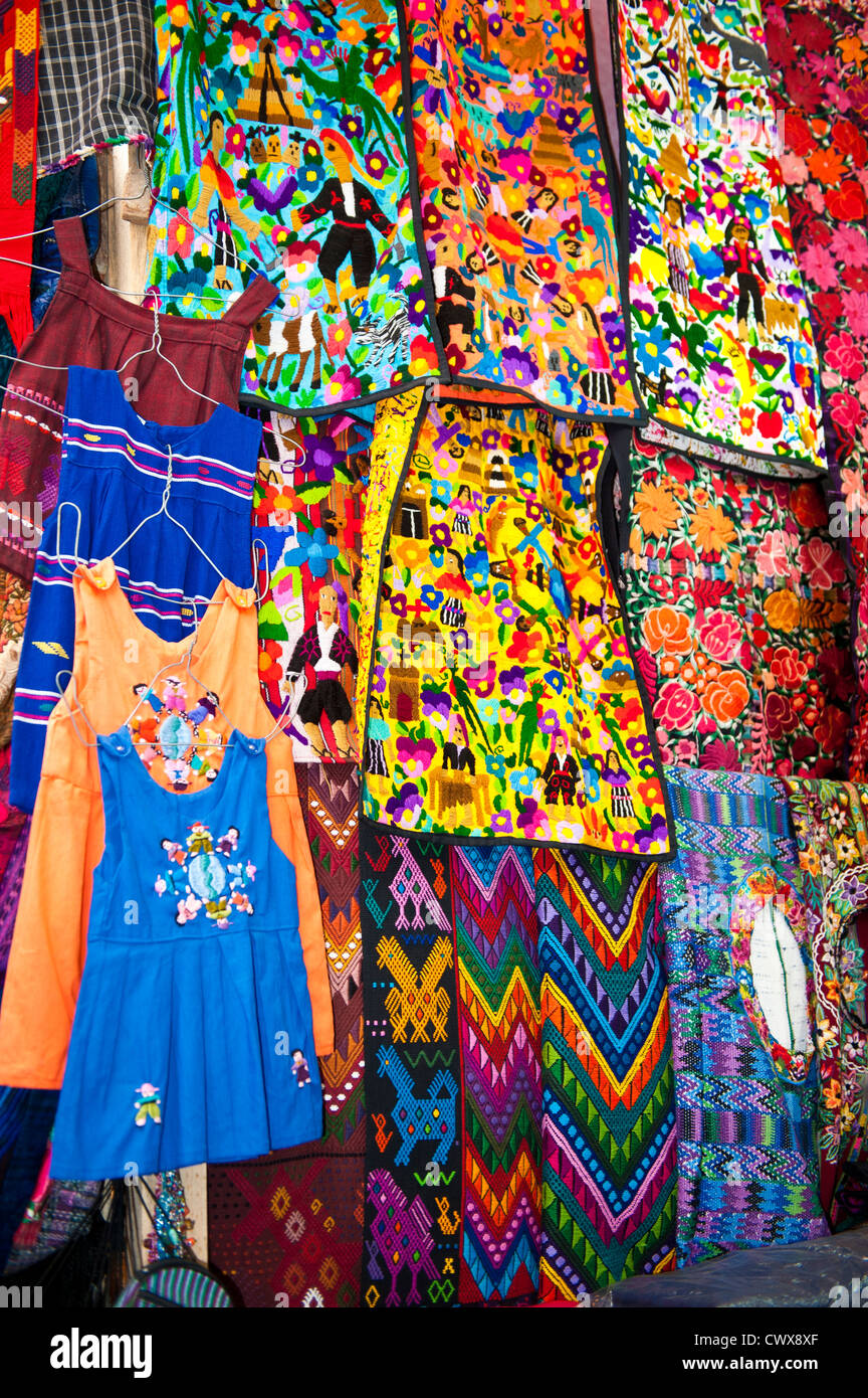 Souvenir textiles antigua guatemala hi-res stock photography and images ...