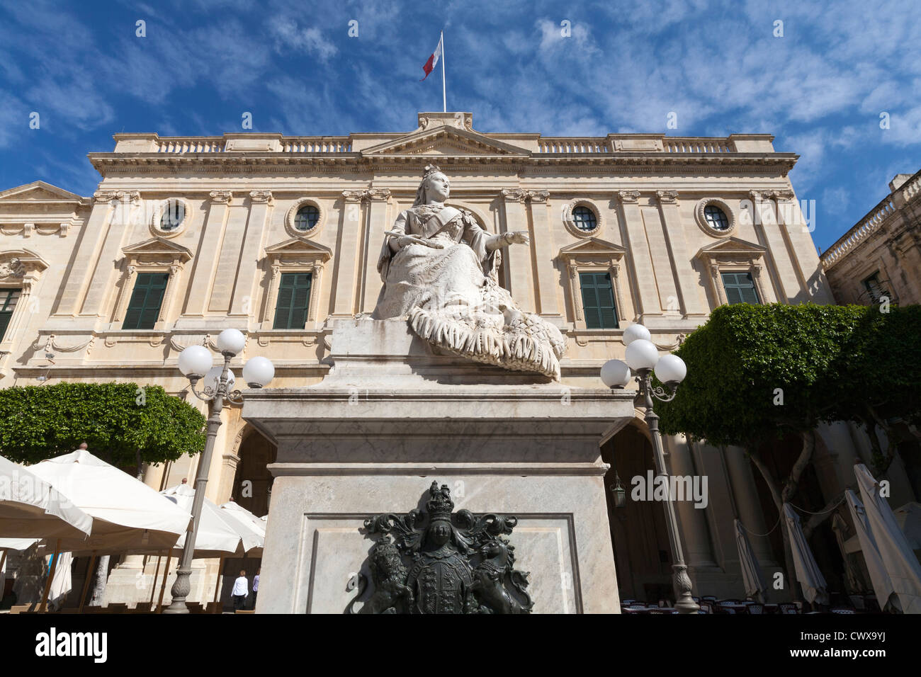 Statue of Queen Victoria outside National Library in Valletta capital ...