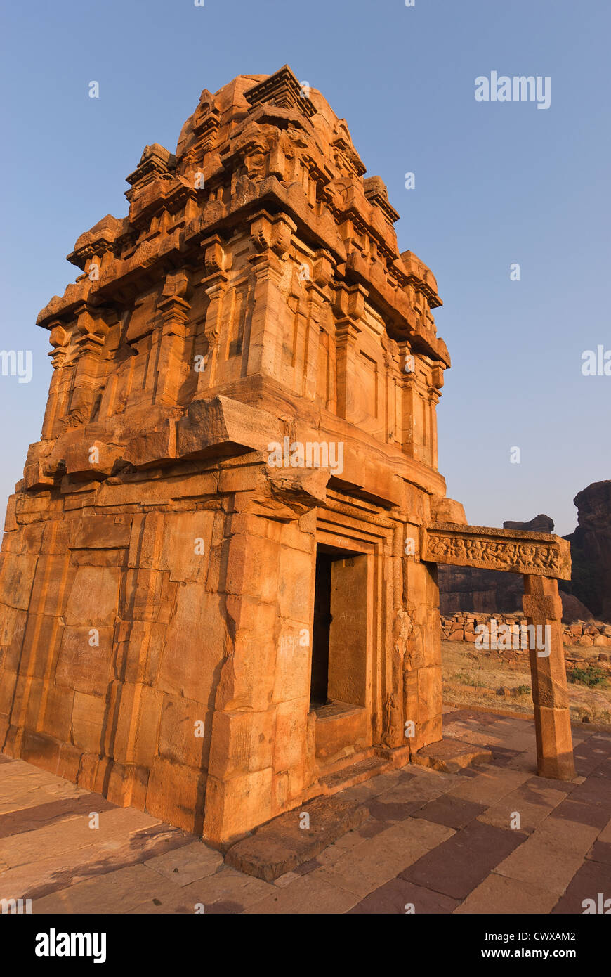 Shivalaya hi-res stock photography and images - Alamy