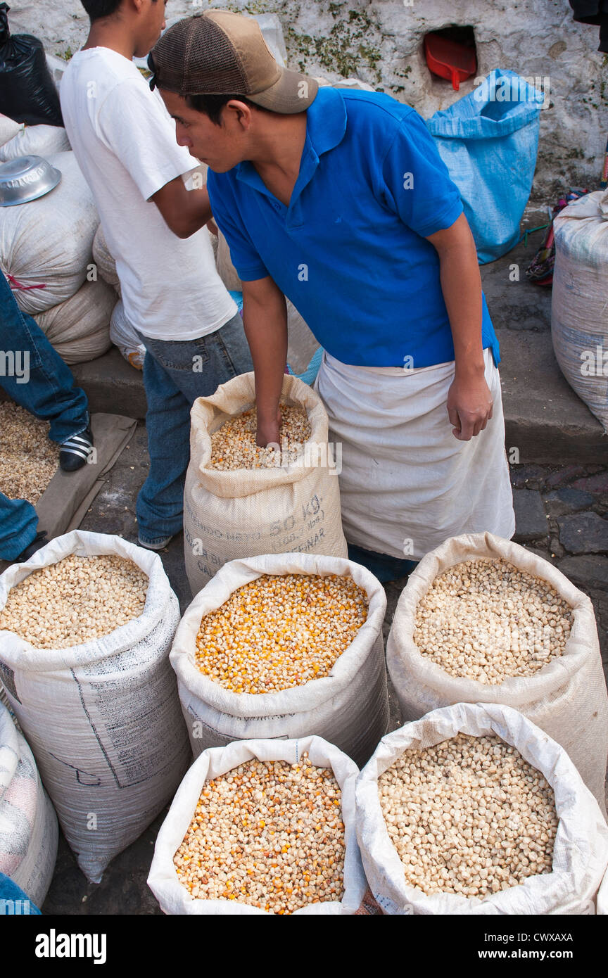 People buying corn vendor in local market, Chichicastenango, Guatemala ...