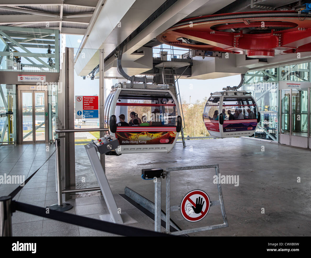 Emirates greenwich peninsula boarding point hi-res stock photography ...