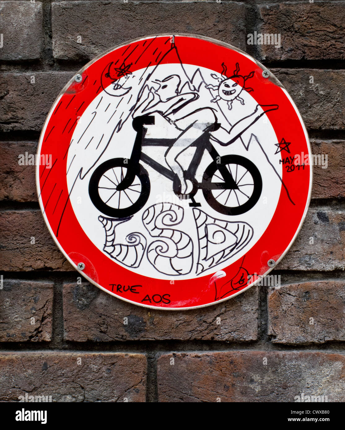 Graffiti lsd trip hi-res stock photography and images - Alamy