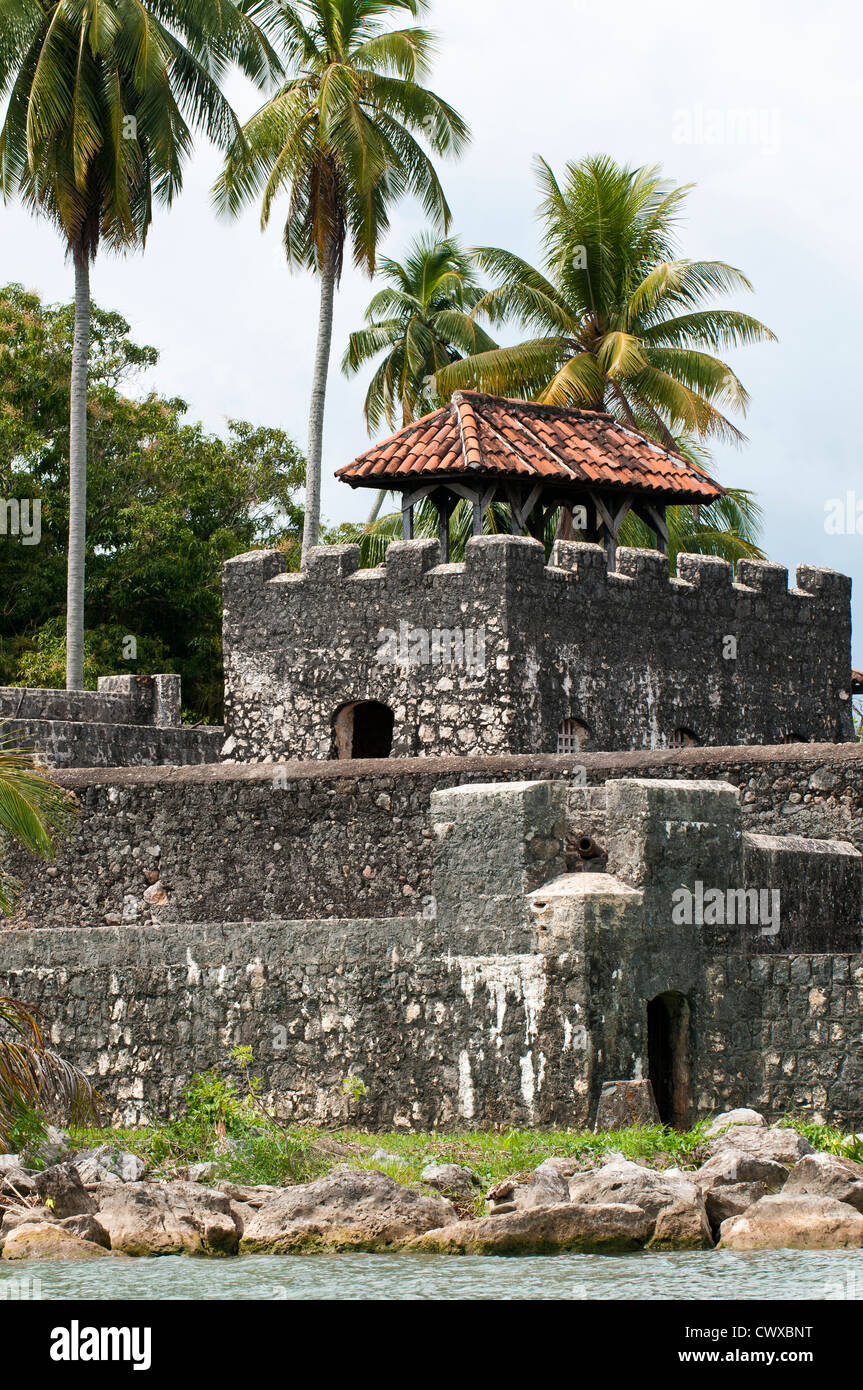 Guatemala, Lake Izabal. Castillo de San Felipe de Lara, Lake Izabal ...