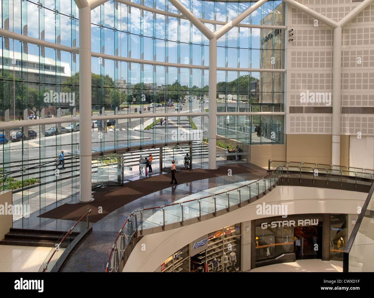 Sandton City - A huge shopping centre in the Northern suburbs of ...