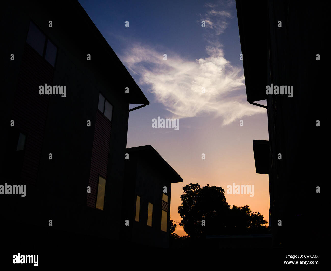 Townhouse house hi-res stock photography and images - Alamy