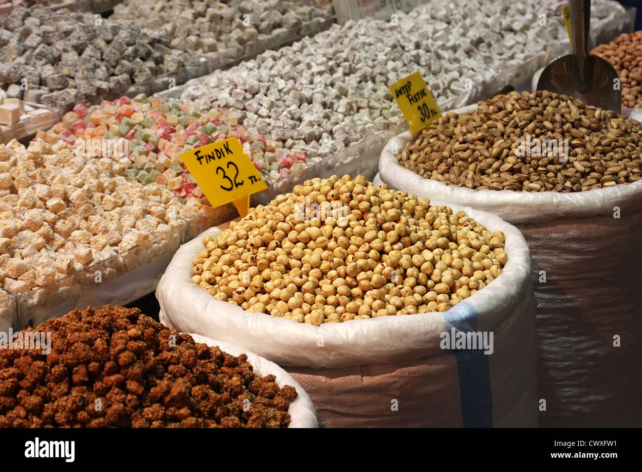 Turkish bazaar hi-res stock photography and images - Alamy