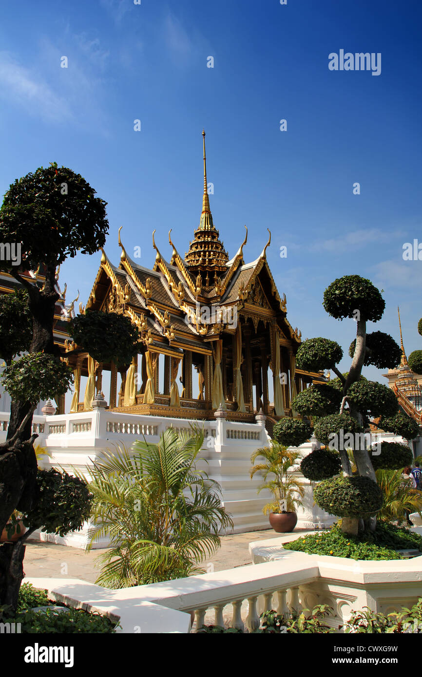 Thailand tile art hi-res stock photography and images - Alamy