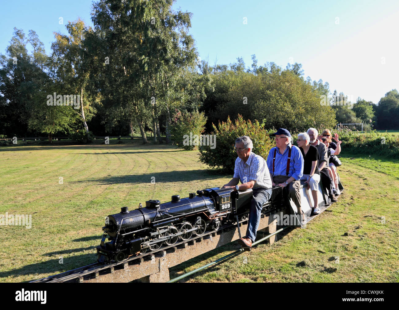 Kent uk train hi-res stock photography and images - Alamy