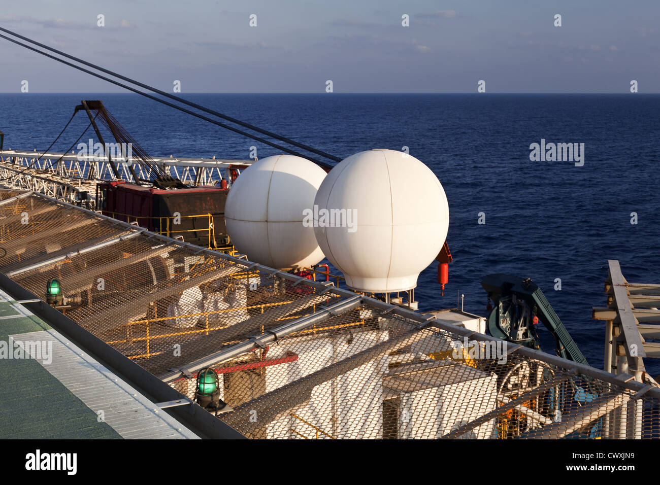 Microwave repeater station hi-res stock photography and images - Alamy