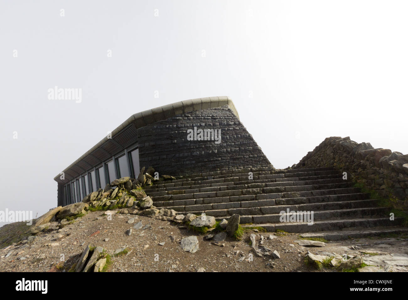 Snowdon summit cafe hi-res stock photography and images - Alamy