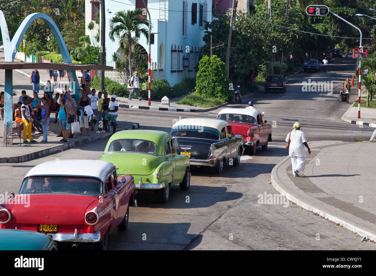 Traffic on the streets of Havana, Cuba Stock Photo - Alamy