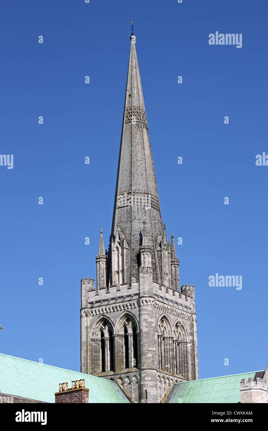 Octagonal spire hi-res stock photography and images - Alamy