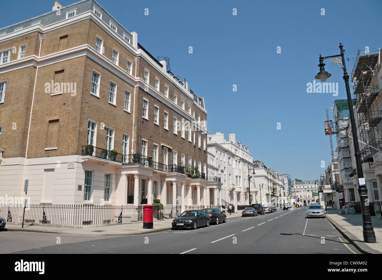 Eaton place hi-res stock photography and images - Alamy