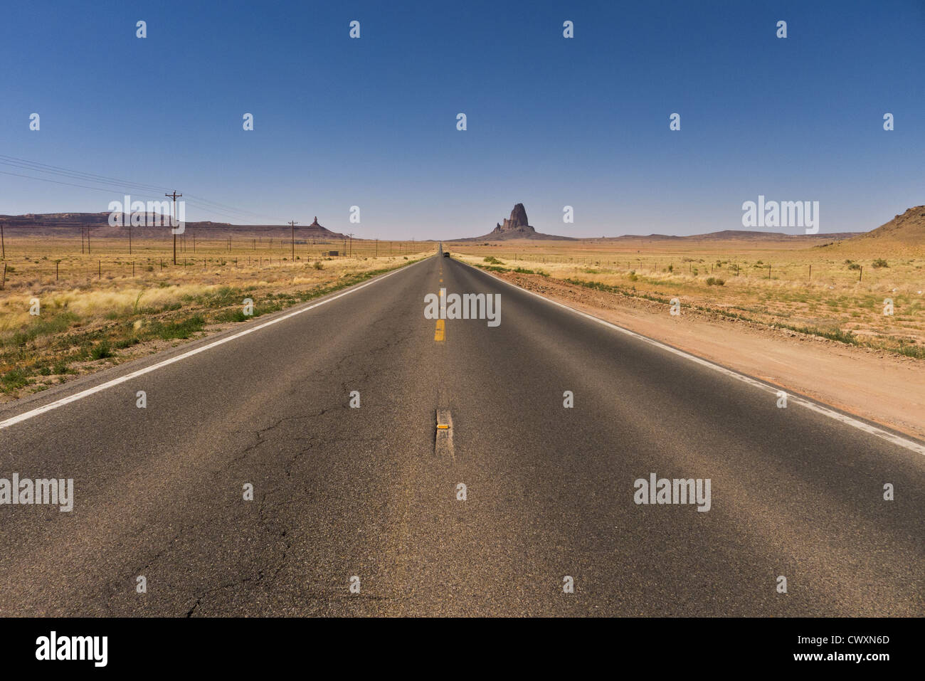 Highway 163 monument valley road hi-res stock photography and images ...