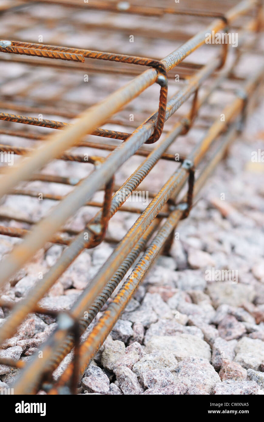 Iron scaffolding for concrete Stock Photo - Alamy