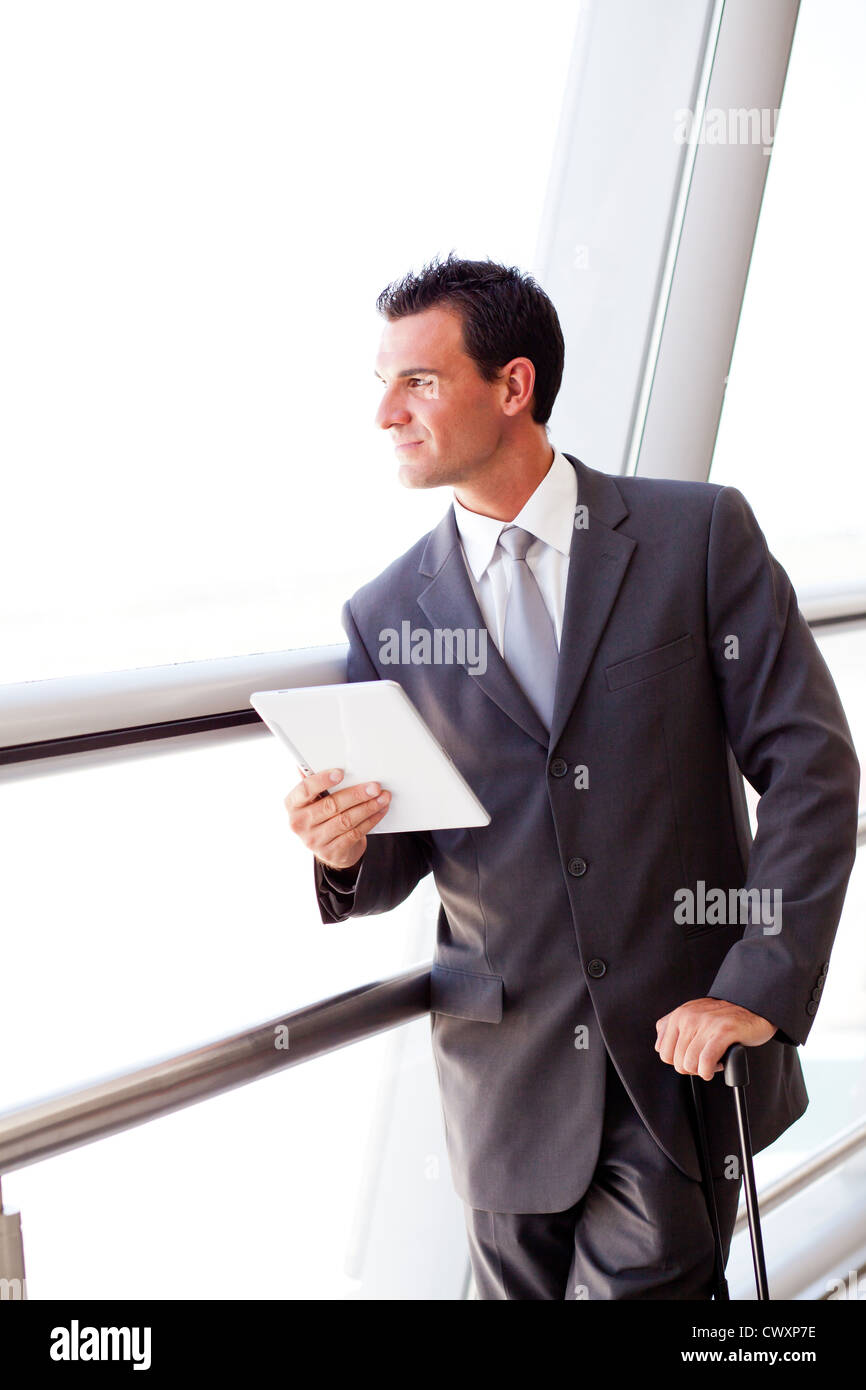 Side view friendly businessman hi-res stock photography and images - Alamy