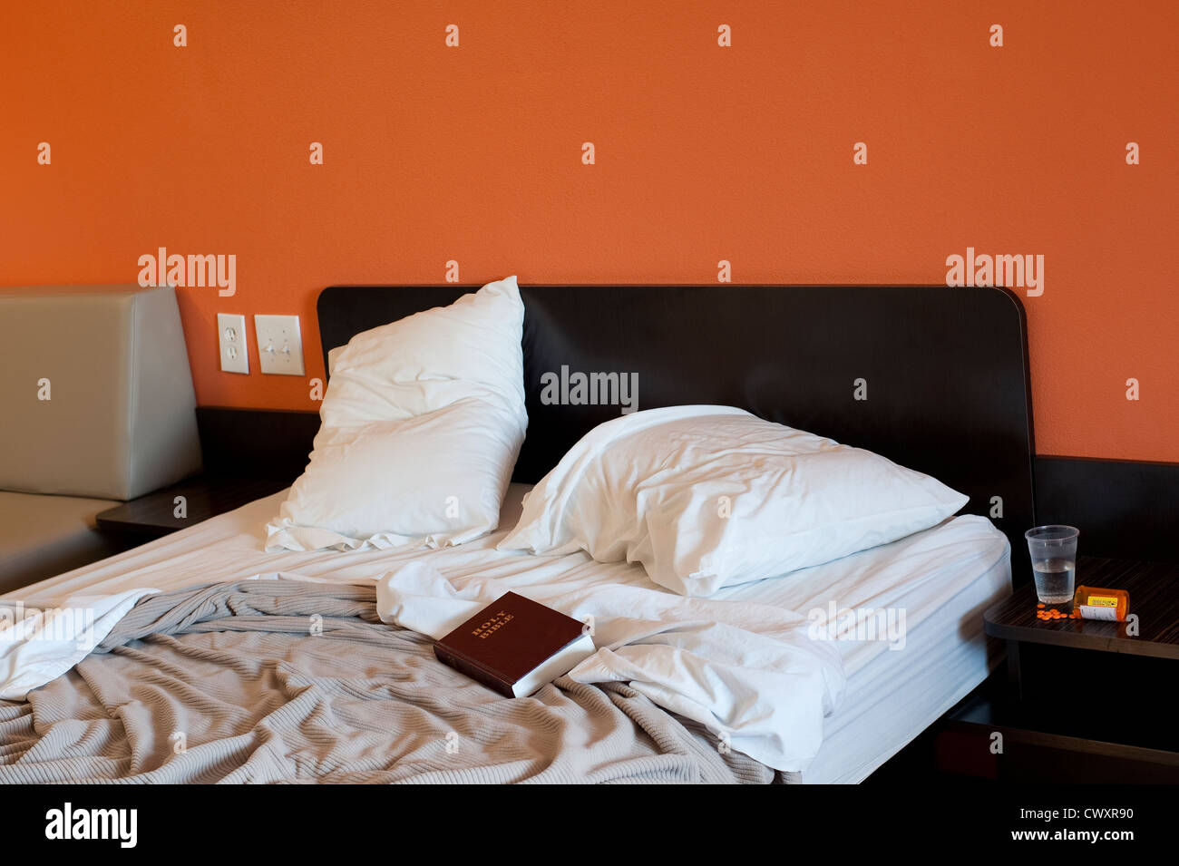 Hotel room bible hi-res stock photography and images - Alamy