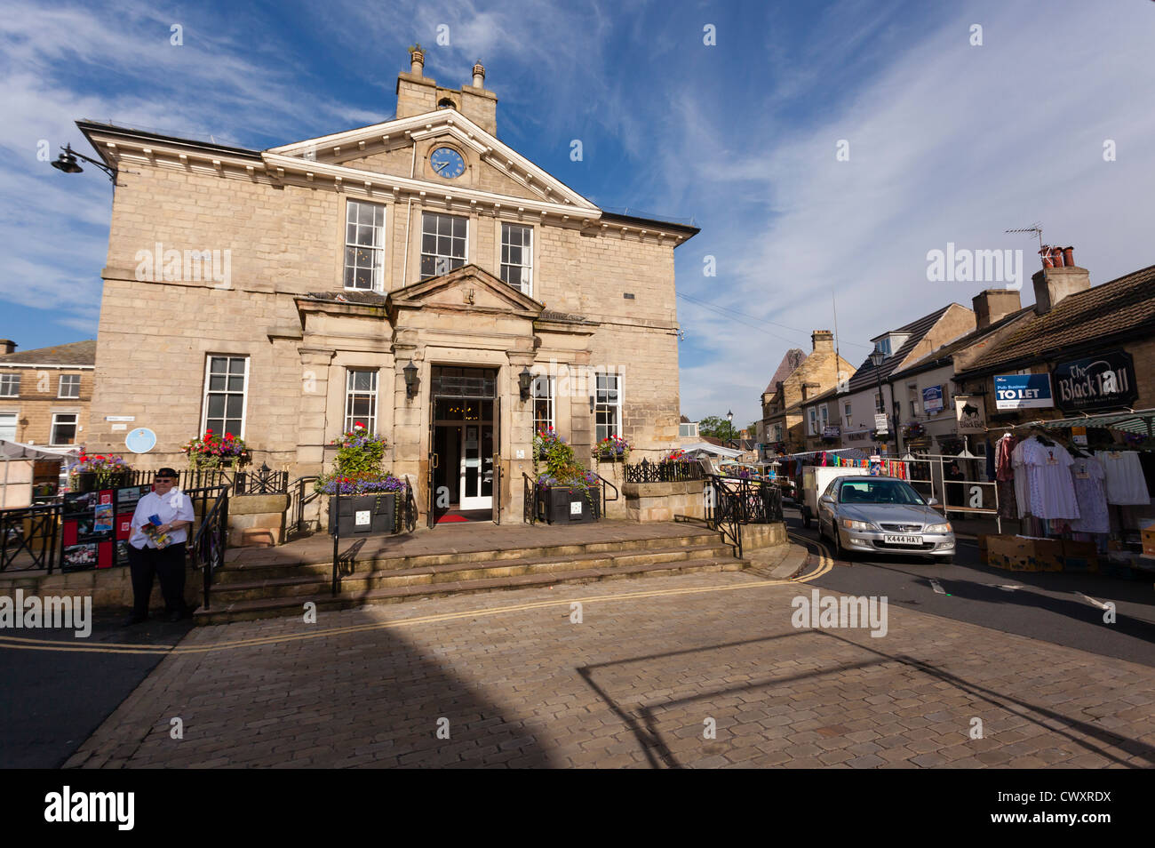 Wetherby town hall hi-res stock photography and images - Alamy