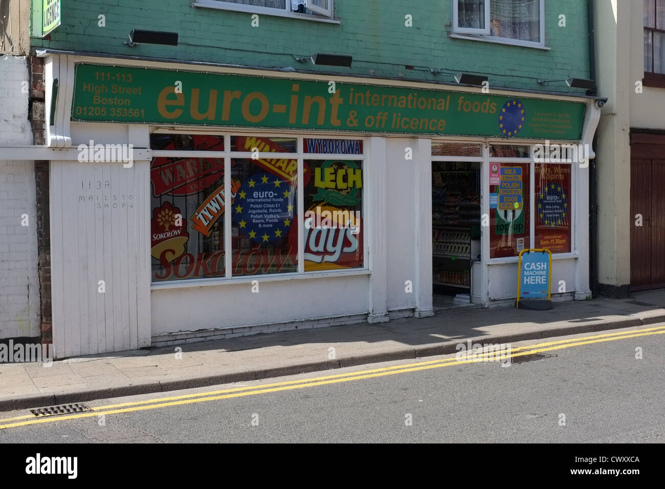 European shop hi-res stock photography and images - Alamy