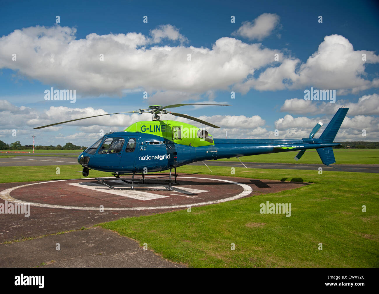 AS 355N Twin Squirrel helicopter operated by National Grid Electricity ...
