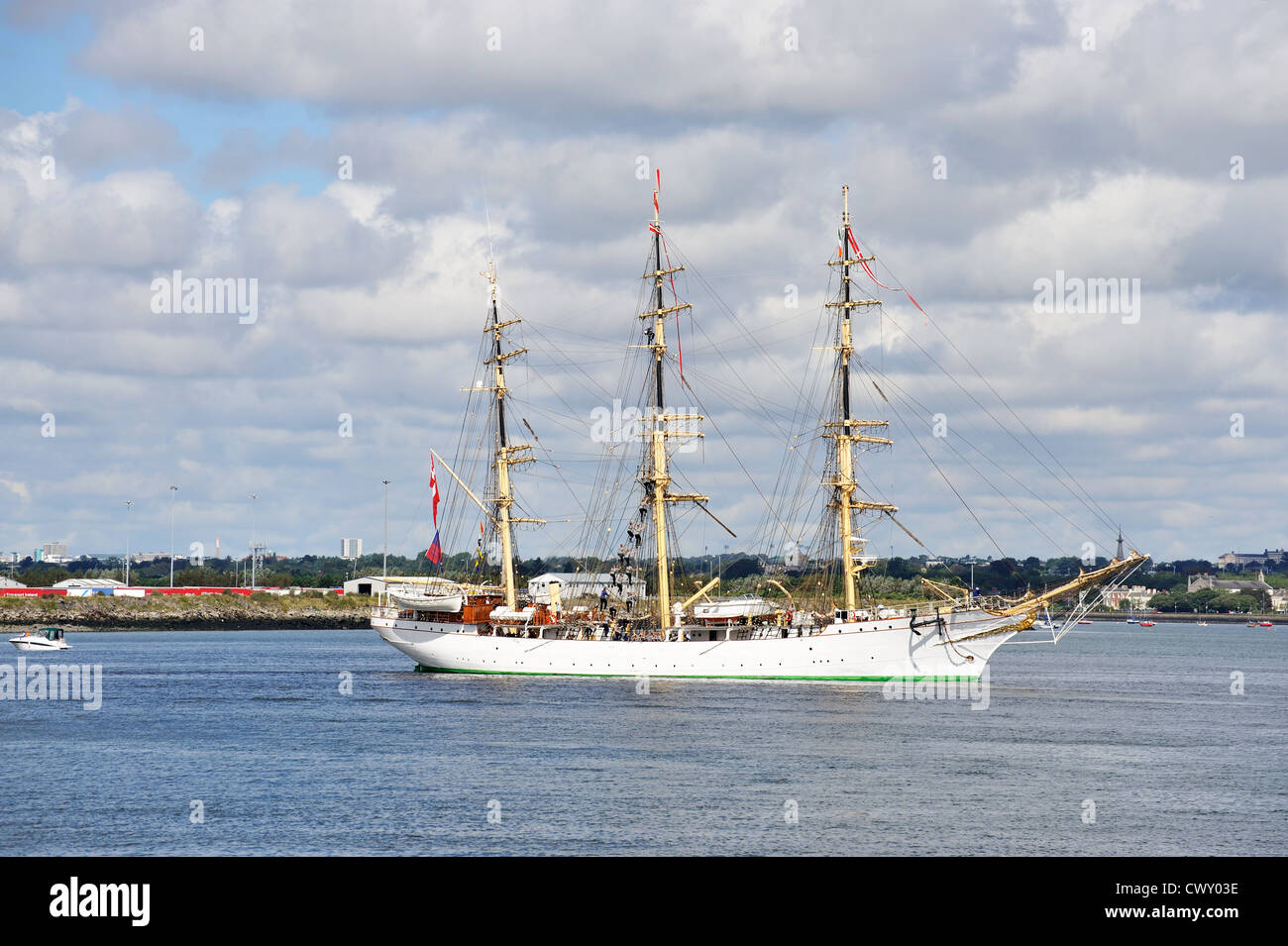 Famous tall ships hi-res stock photography and images - Alamy