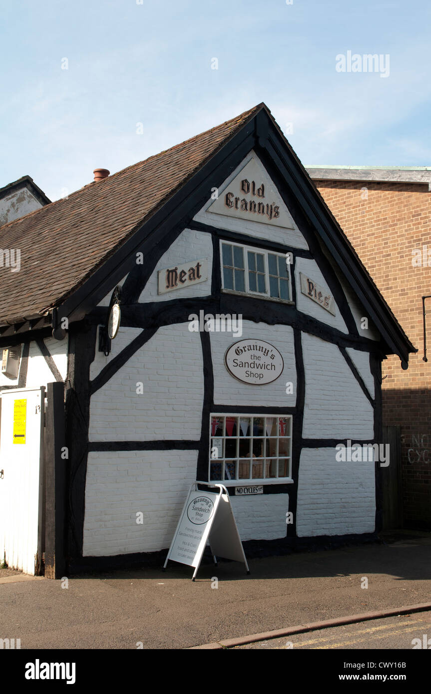 Old Granny`s pie shop, Bilton, Rugby, Warwickshire UK Stock Photo - Alamy