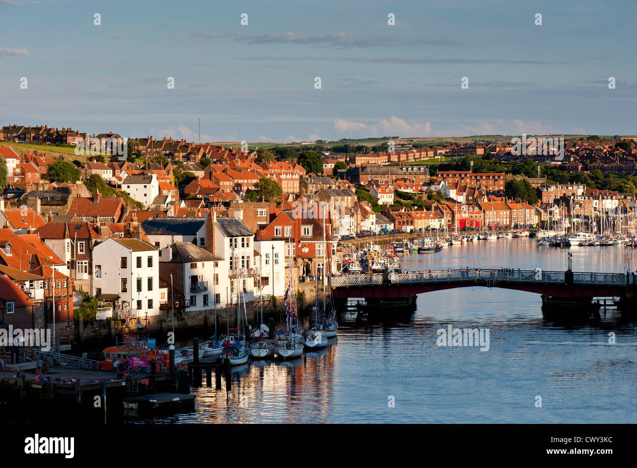 Whitby yorkshire united kingdom hi-res stock photography and images - Alamy