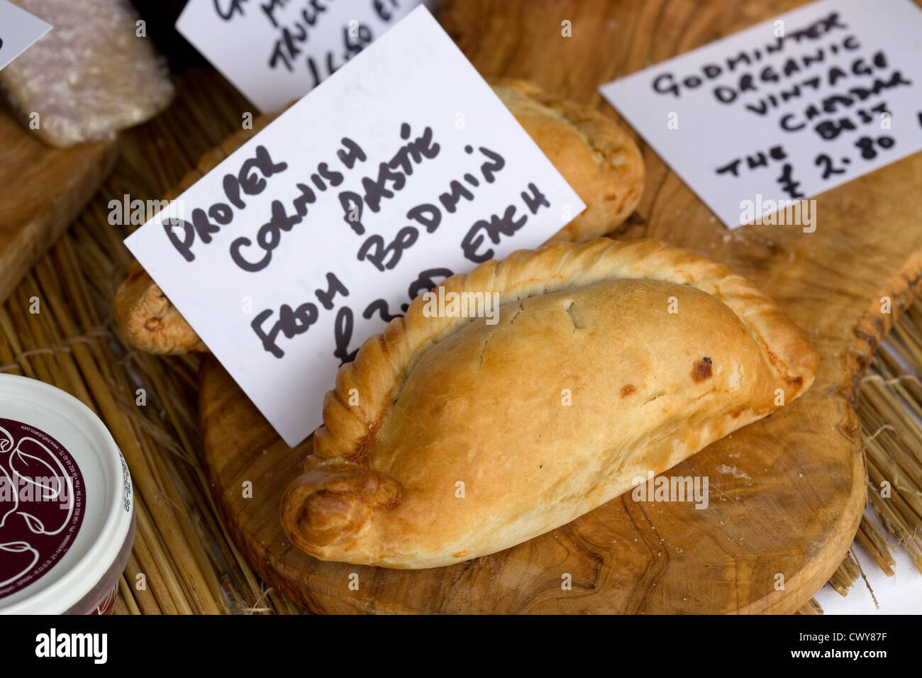 Proper cornish hi-res stock photography and images - Alamy