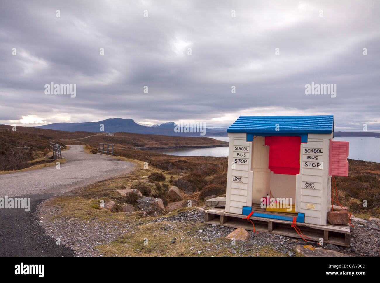 School bus stop hi-res stock photography and images - Alamy