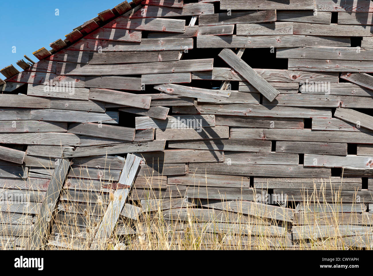 Architecture of an old barn falling apart Stock Photo - Alamy