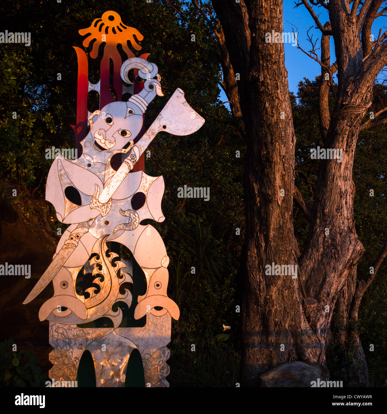 Sculptures maoris hi-res stock photography and images - Alamy